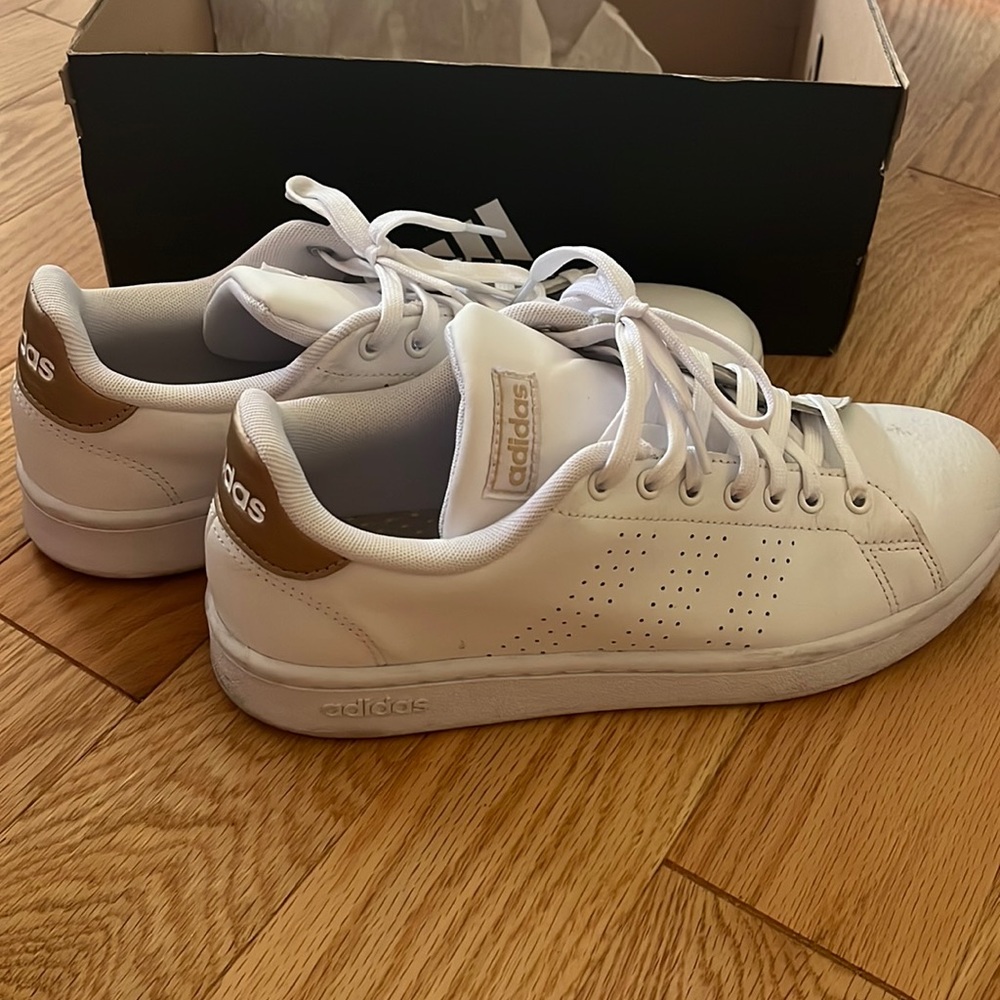 Adidas Advantage White And Gold Sneakers - Gem